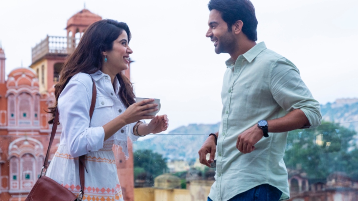 Rajkummar Rao And Janhvi Kapoor Romance In Agar Ho Tum Song; Second Song Of Mr & Mrs Mahi Out